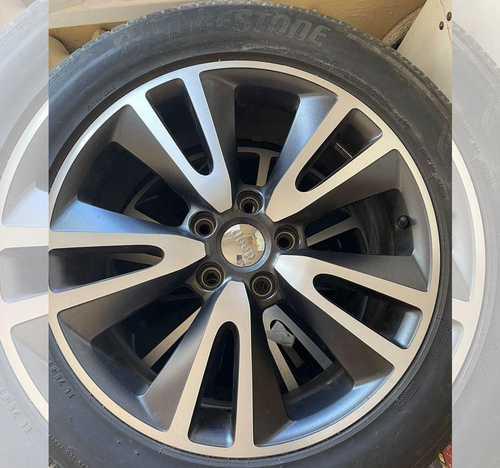 Комлект оригин. дисков r20 на Jeep Grand Cherokee