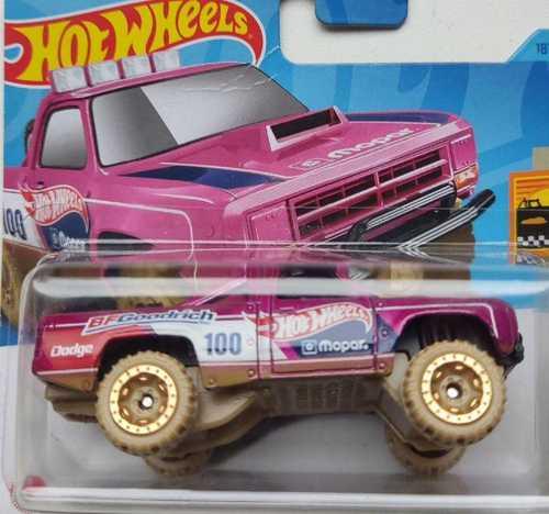 Hot wheels. 87 Dodge D100