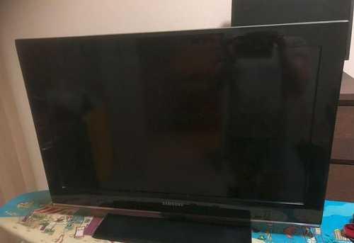 Монитор Samsung 32" LE32B530P7W