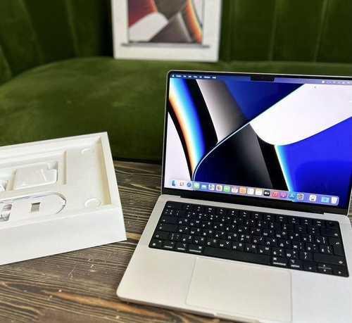 Like New 2022 MacBook Pro 14 M1 Pro 16GB 512GB SL