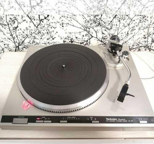 Проигрыватель винила Technics SL-Q3