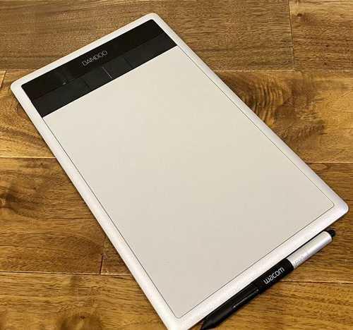 Графический планшкт Wacom Bamboo CTH-670