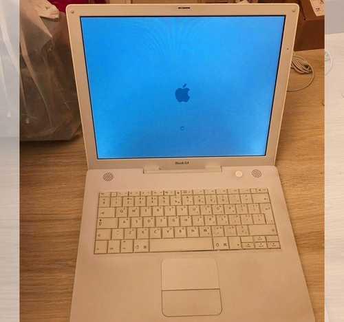 Ретро ноутбук Apple iBook G4