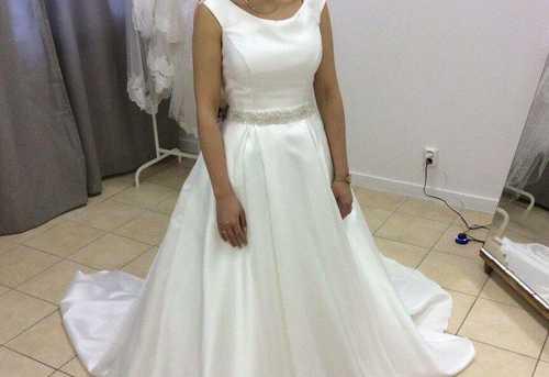Атласное Свадебное платье