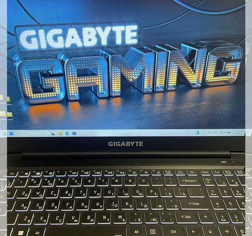 Ноутбук gigabyte G5 i5/rtx4050/8gb/512gb