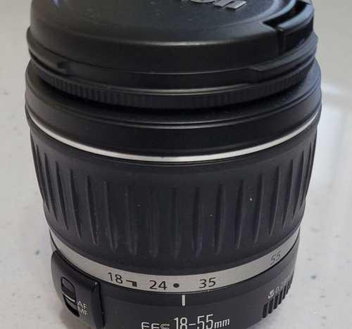 Canon zoom lens EF-S 18-55mm 1:3.5-5.6 II