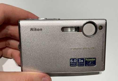 Фотоаппарат Nikon coolpix S5 silver