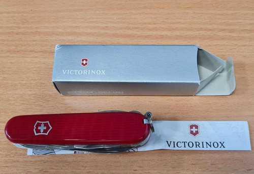 Нож Victorinox Ranger red 1.3763