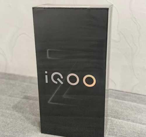 Vivo iQOO Z9 Turbo, 12/256 ГБ