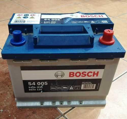 Аккумулятор Bosch S4 005