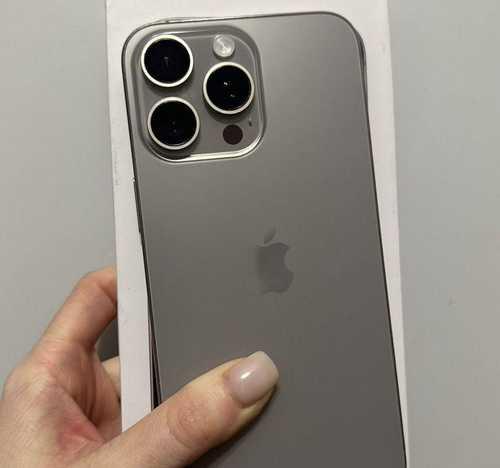 iPhone 15 Pro Max, 256 ГБ