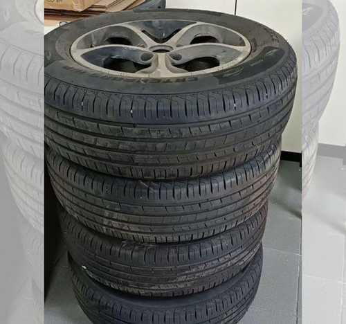 Колеса с летней резиной 215/65R16