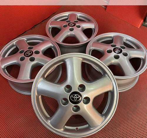 Литые диски Toyota 6.5×R16 5×114.3