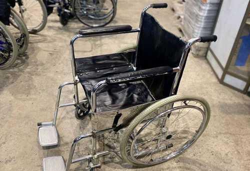 Инвалидная коляска складная