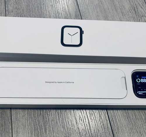 Apple watch 4 (44мм)
