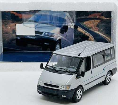 Ford Transit silver Minichamps 1:43