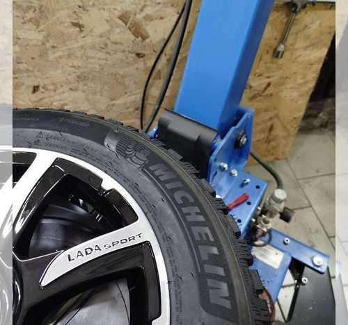 Michelin x ice north 4 185 65 r15 новые