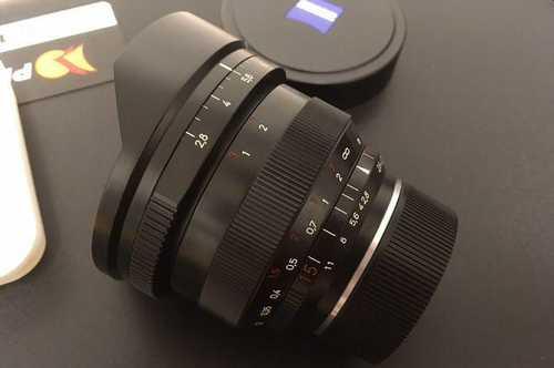 Zeiss 15 mm f/2.8 T Distagon ZM