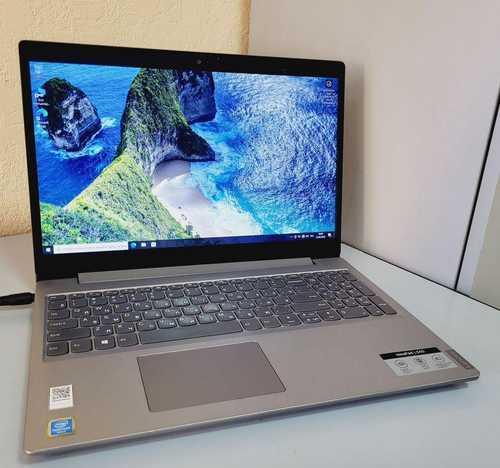 Lenovo/15.6/FullHD/Pentium Gold