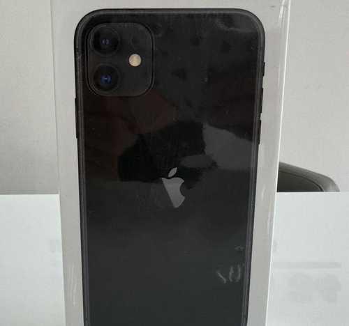 iPhone 11, 64 ГБ