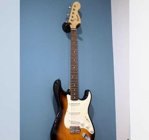 Fender squier affinity stratocaster