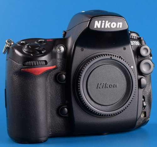 Nikon D700