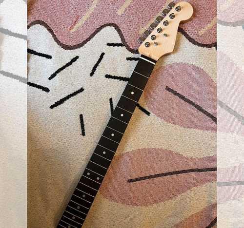Гриф Stratocaster