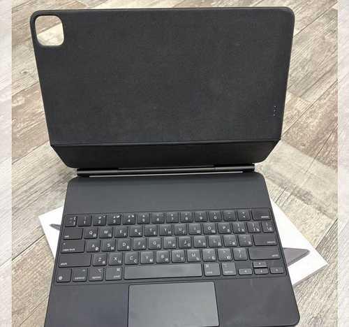 Клавиатура iPad Air 13/Pro 12.9 Magic Keyboard