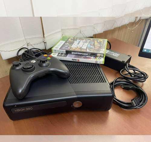 Xbox 360 S 250GB (27игр)