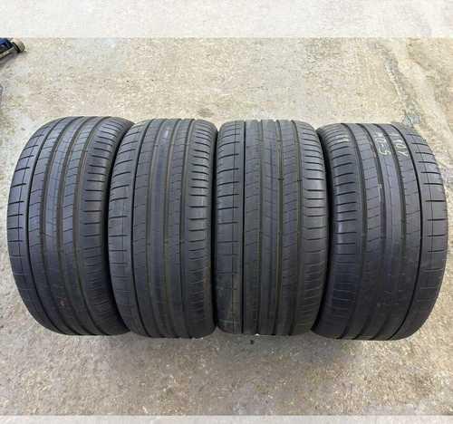 Pirelli P Zero PZ4 L.S. 325/35 R22 и 285/40 R22