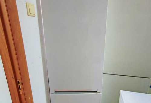 Как новенький узкий 54 см холодильник Beko