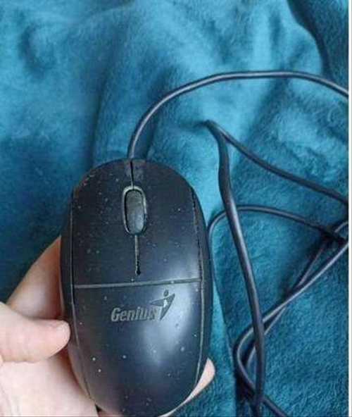 Компьютерная мышь, наушники, камера, клавиатура