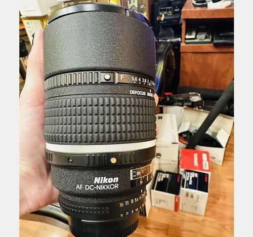 Объектив Nikon Nikkor Lens AF DC-Nikkor 135mm f/2D