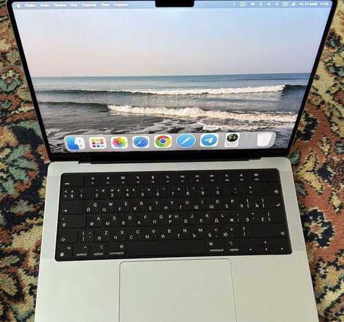 Mac Book pro 14