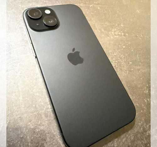 iPhone 15, 256 ГБ