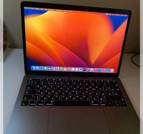 Macbook pro 13 2017 А1708 8/256gb