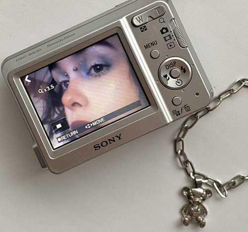 Компактный фотоаппарат Sony Cyber Shot