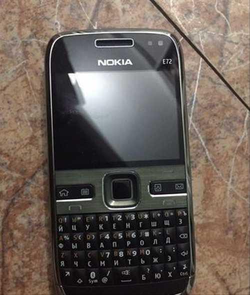 Телефон Nokia е72