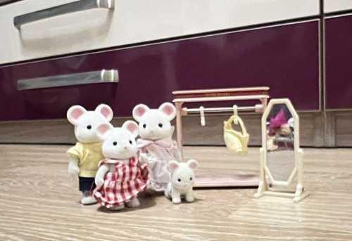 Игрушки / куклы sylvanian families