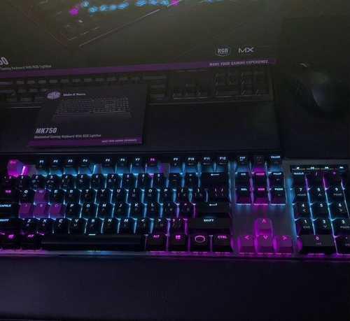 Механическая клавиатура Cooler master MK750