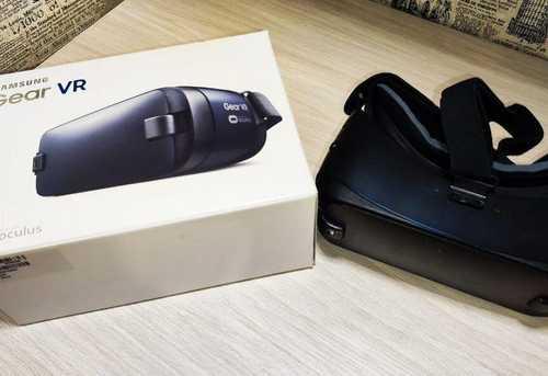 Очки виртуальной реальности Samsung Gear VR SM-323