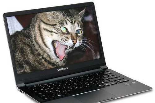 Ноутбук 13,3" Samsung NP900