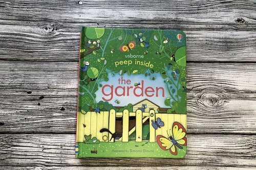 Peep inside the garden, Usborne. Книга на английск