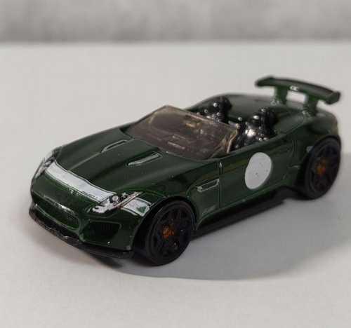 Машинка Hot Wheels 15 jaguar f-type project 7