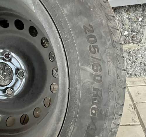 Kumho Ecsta 711 205/60 R16 92H