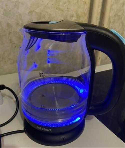 Чайник электрический (трещина на стекле)