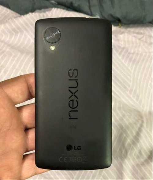 Телефон LG (Nexus 5)