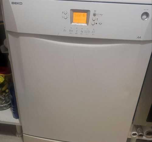 Посудомойка Beko DFN 6835