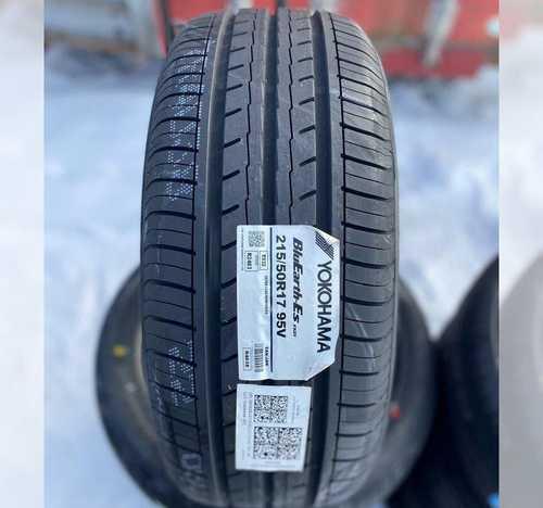 Yokohama BluEarth-ES ES32 215/50 R17 95V