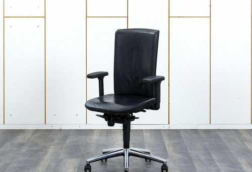 Офисное кресло для руководителя könig-neurath tens